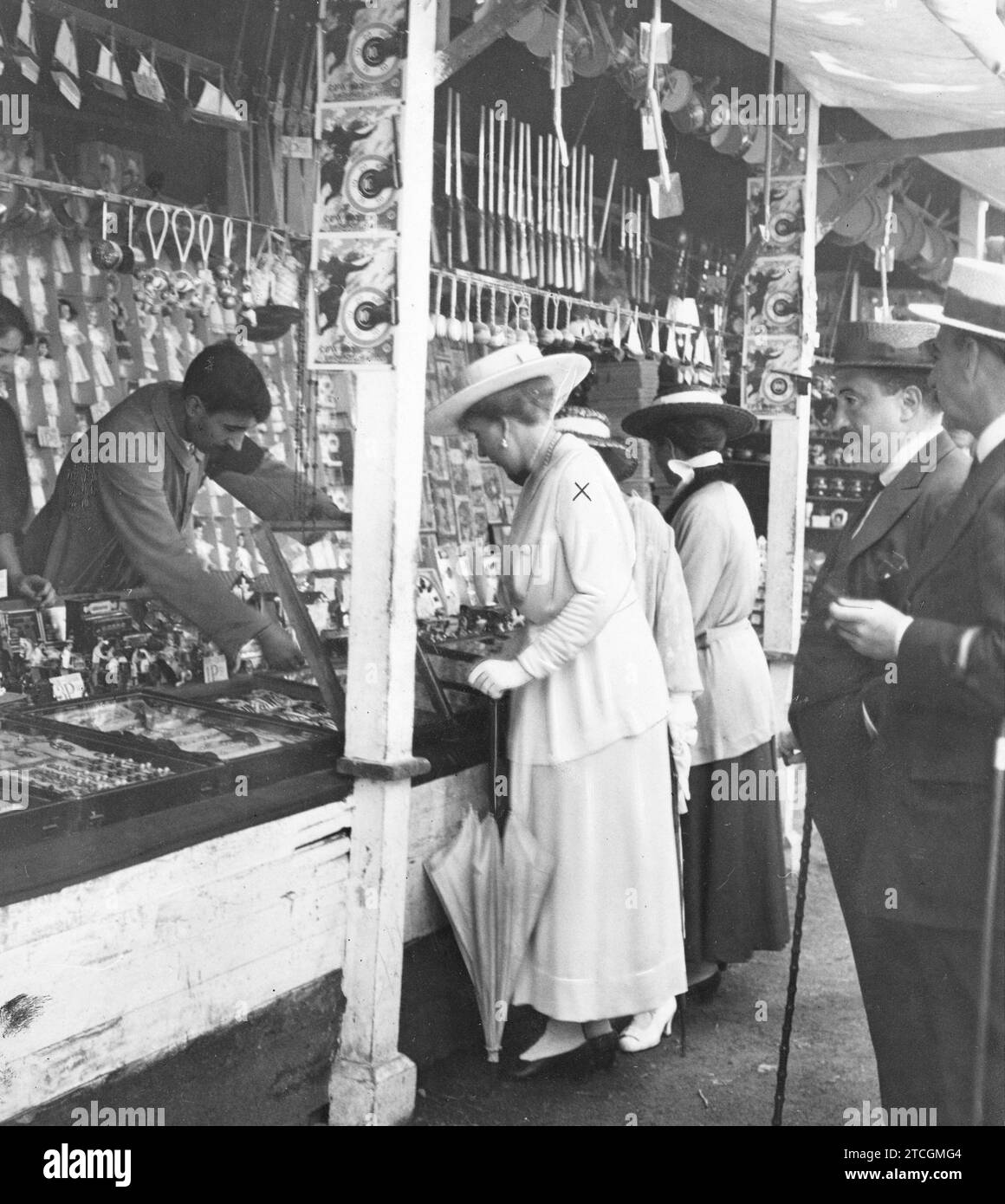 Queen victoria toy Black and White Stock Photos & Images - Alamy