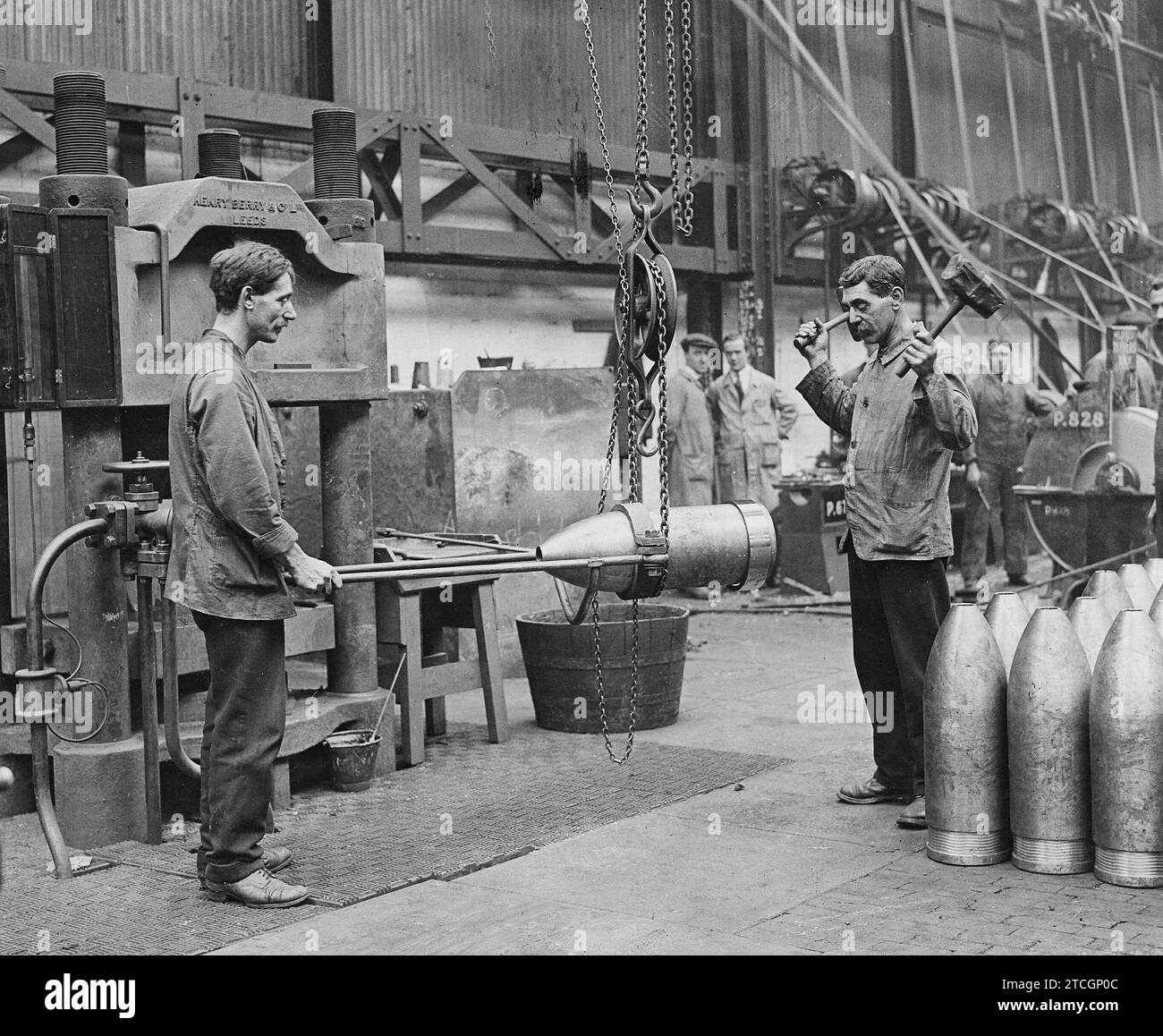 United Kingdom, July 1916. World War I. The manufacture of war ...
