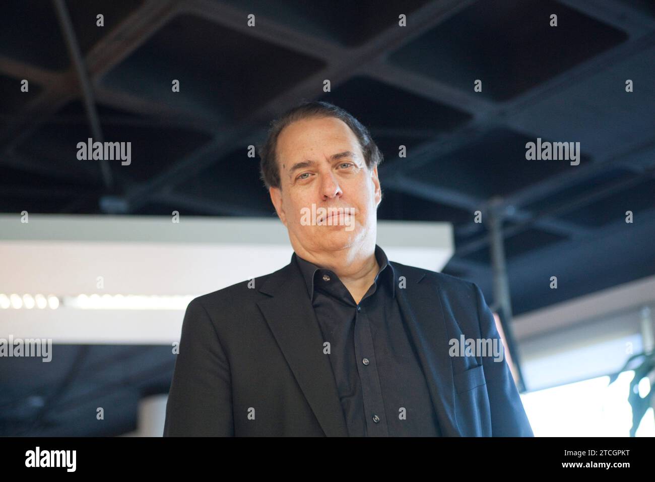 Madrid 05-30-2013 The writer Glenn Cooper in the Abc.es chat Photo ...
