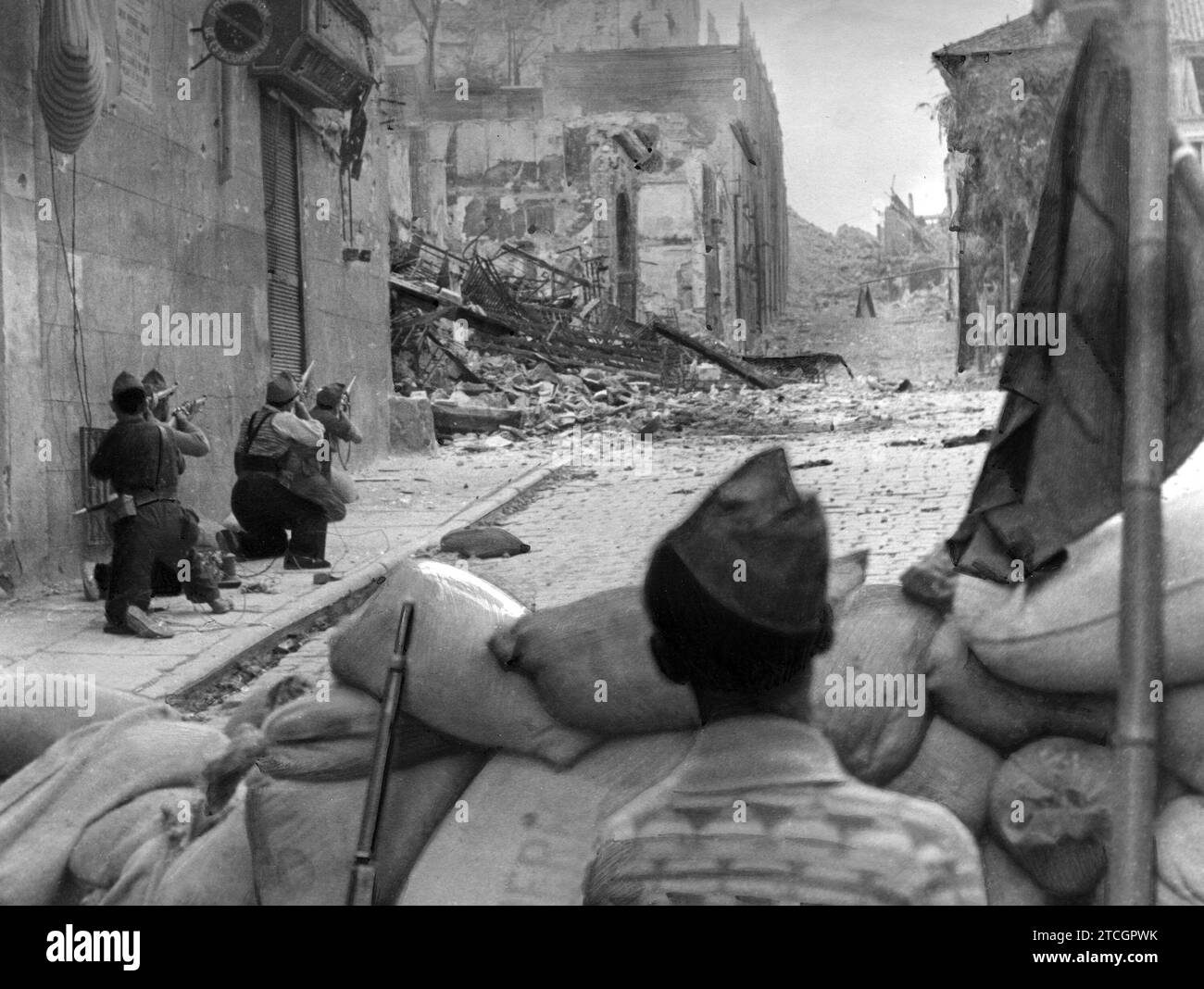 July 1936 hi-res stock photography and images - Alamy