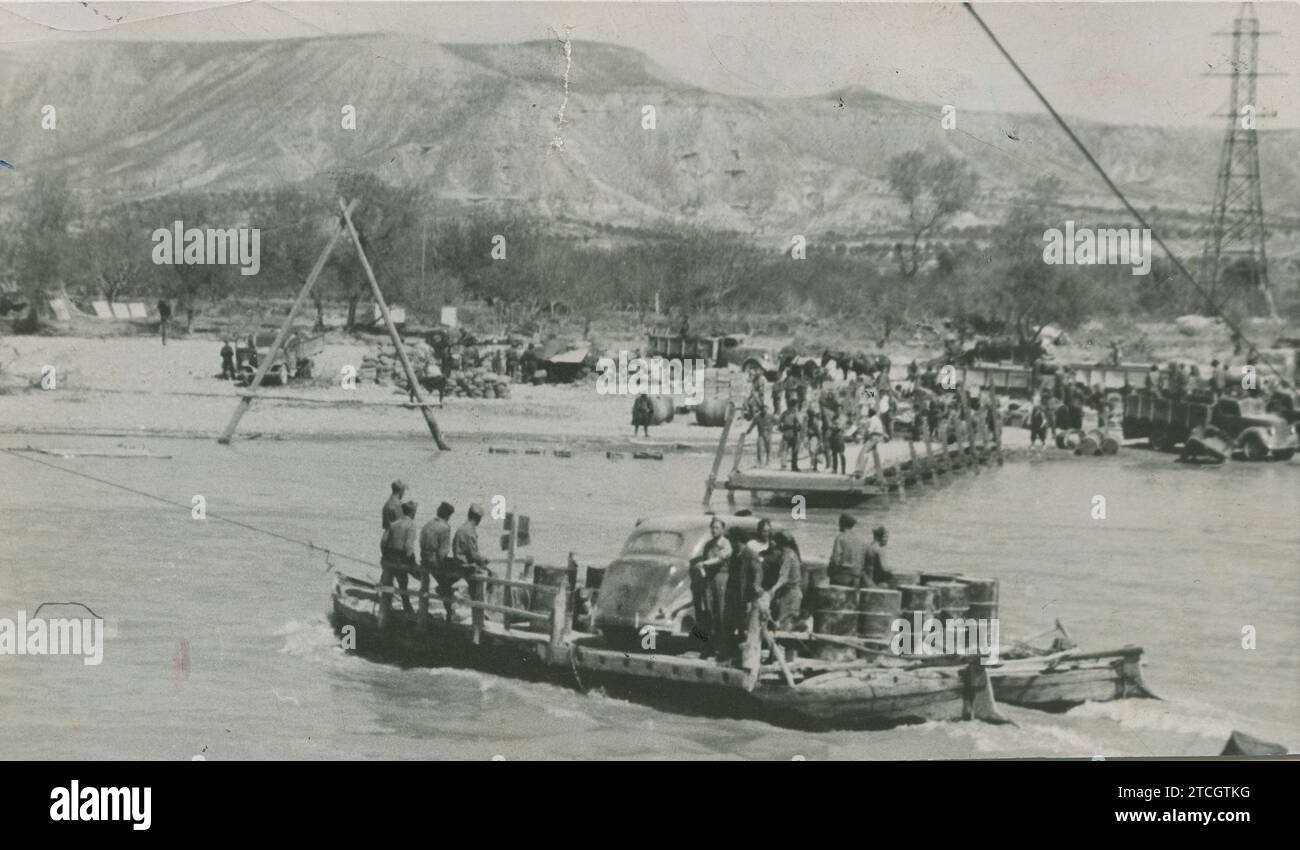 Spanish civil war ebro hi-res stock photography and images - Alamy