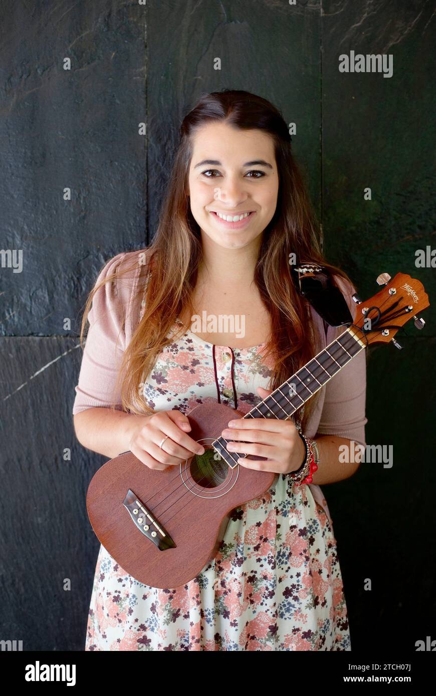 Paula rosas cantantes hi-res stock photography and images - Alamy