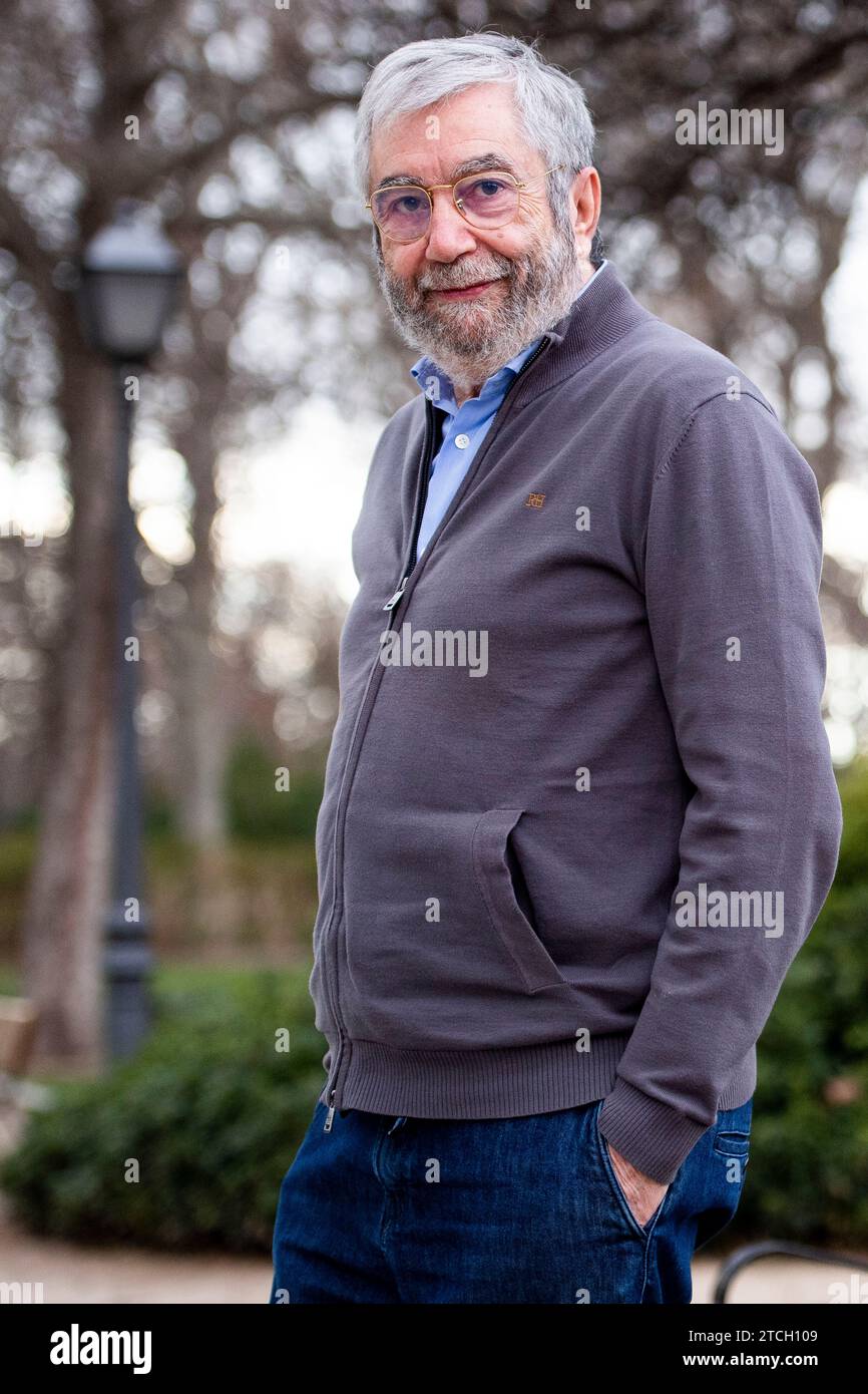 Madrid, 03/04/2022. Retirement park. Portrait of the writer Antonio ...