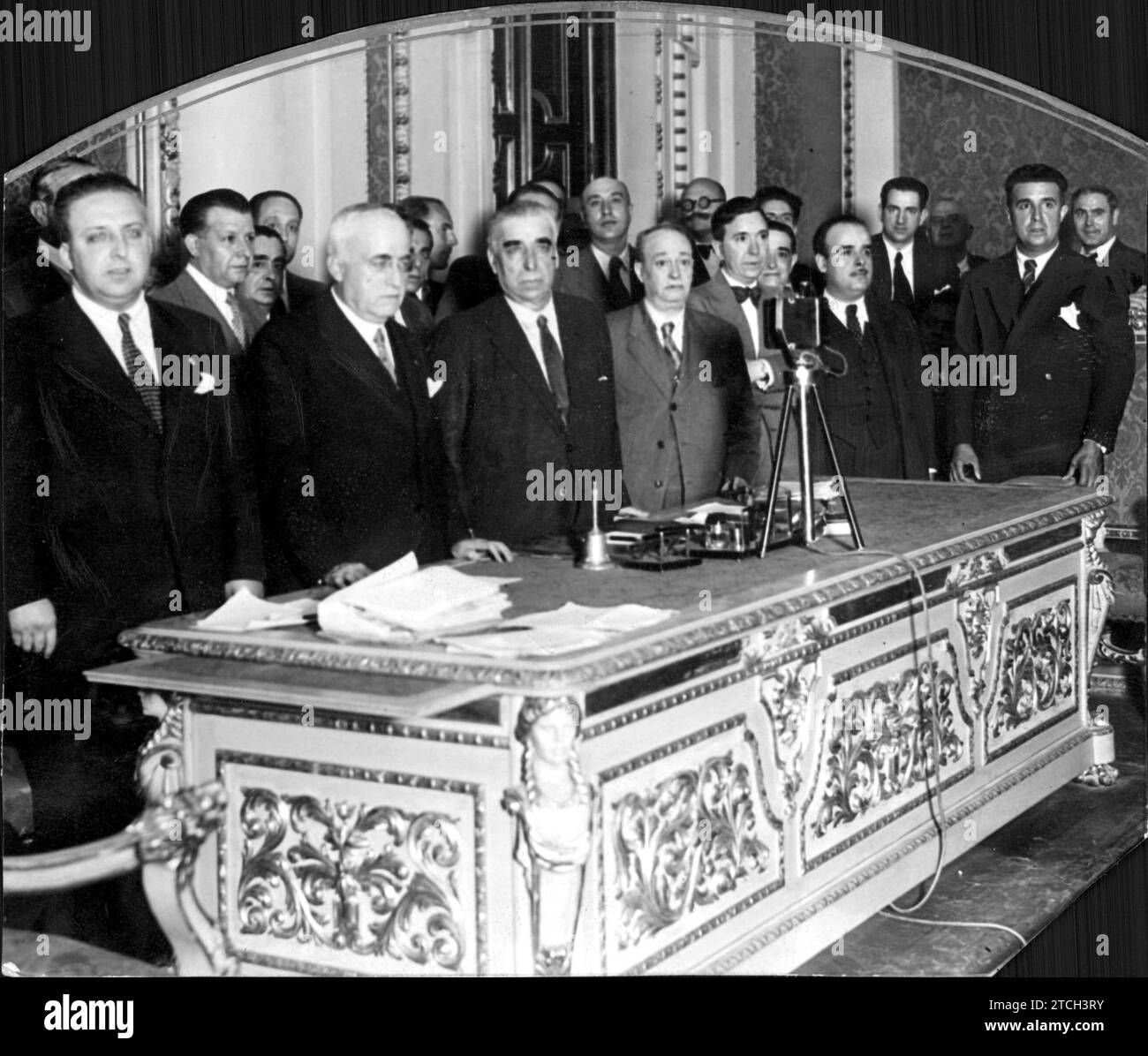 1933 spain hi-res stock photography and images - Alamy