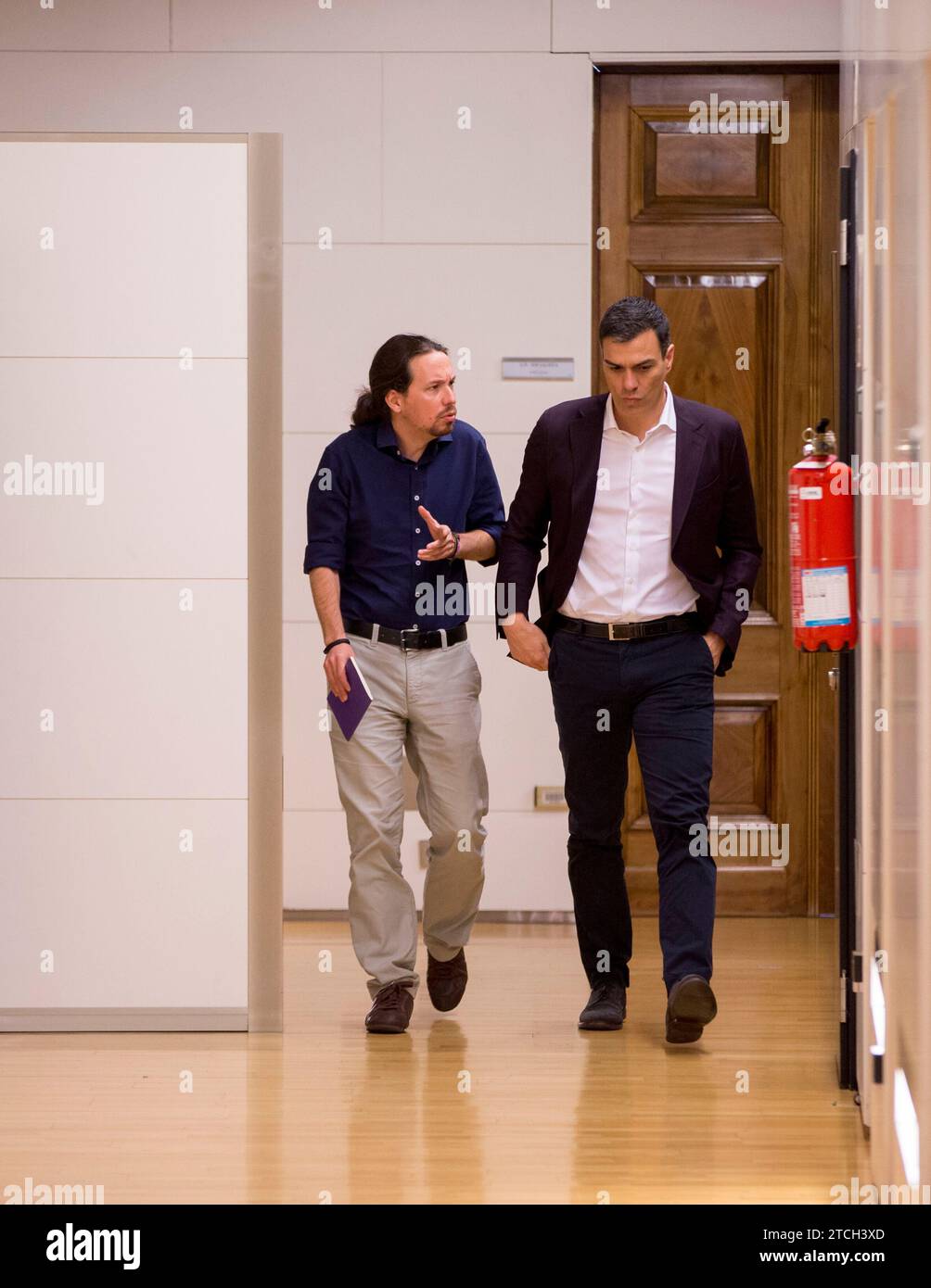 Madrid, 03/30/2016. Meeting of Pedro Sánchez and Pablo Iglesias to try ...