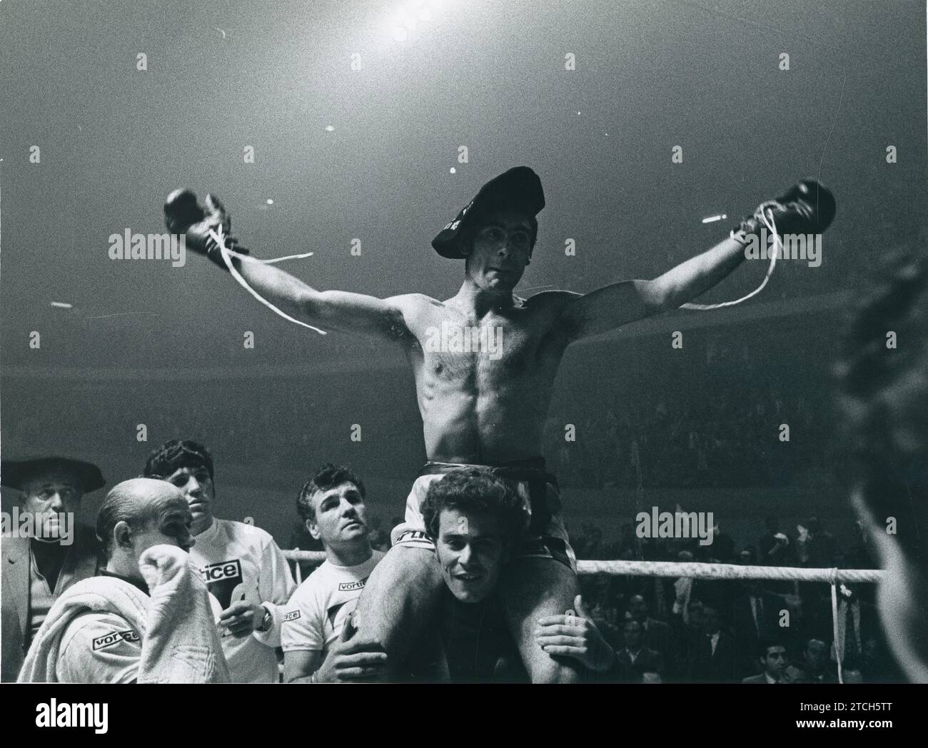 Madrid, 04/29/1971. In the Sports Palace. The world boxing title of the ...