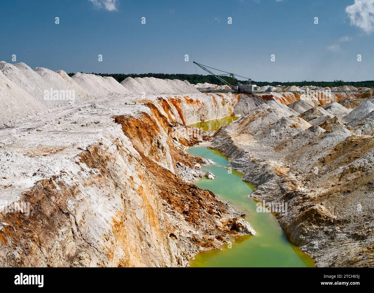 Chalk quarry high ledge of the mine, filled with water Stock Photo - Alamy