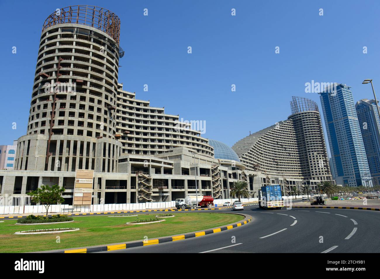 Construction of the Sharjah mall in Al Khan, Sharjah, UAE Stock Photo ...