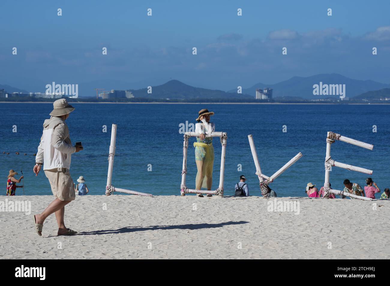 **CHINESE MAINLAND, HONG KONG, MACAU AND TAIWAN OUT** Tourists travel ...