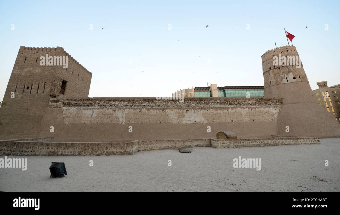 The Al Fahidi fort is a 18th century fort ( Housing exhibits by the ...