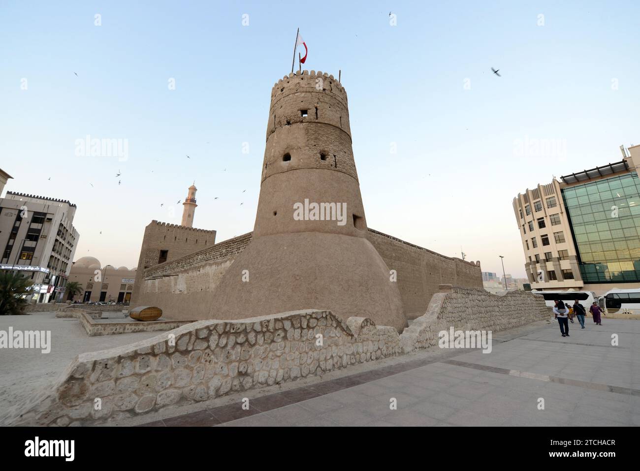 The Al Fahidi fort is a 18th century fort ( Housing exhibits by the ...