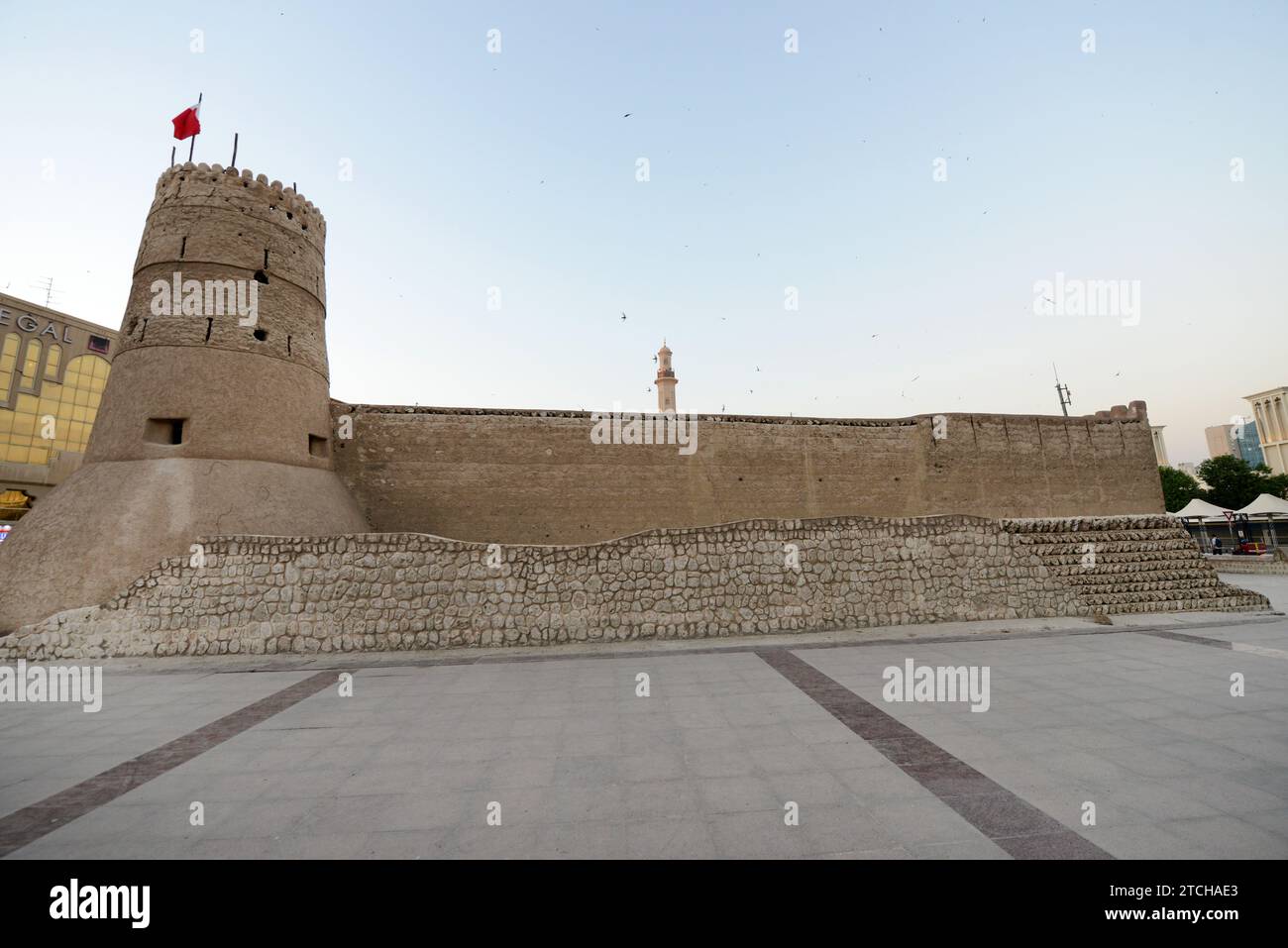 The Al Fahidi fort is a 18th century fort ( Housing exhibits by the ...