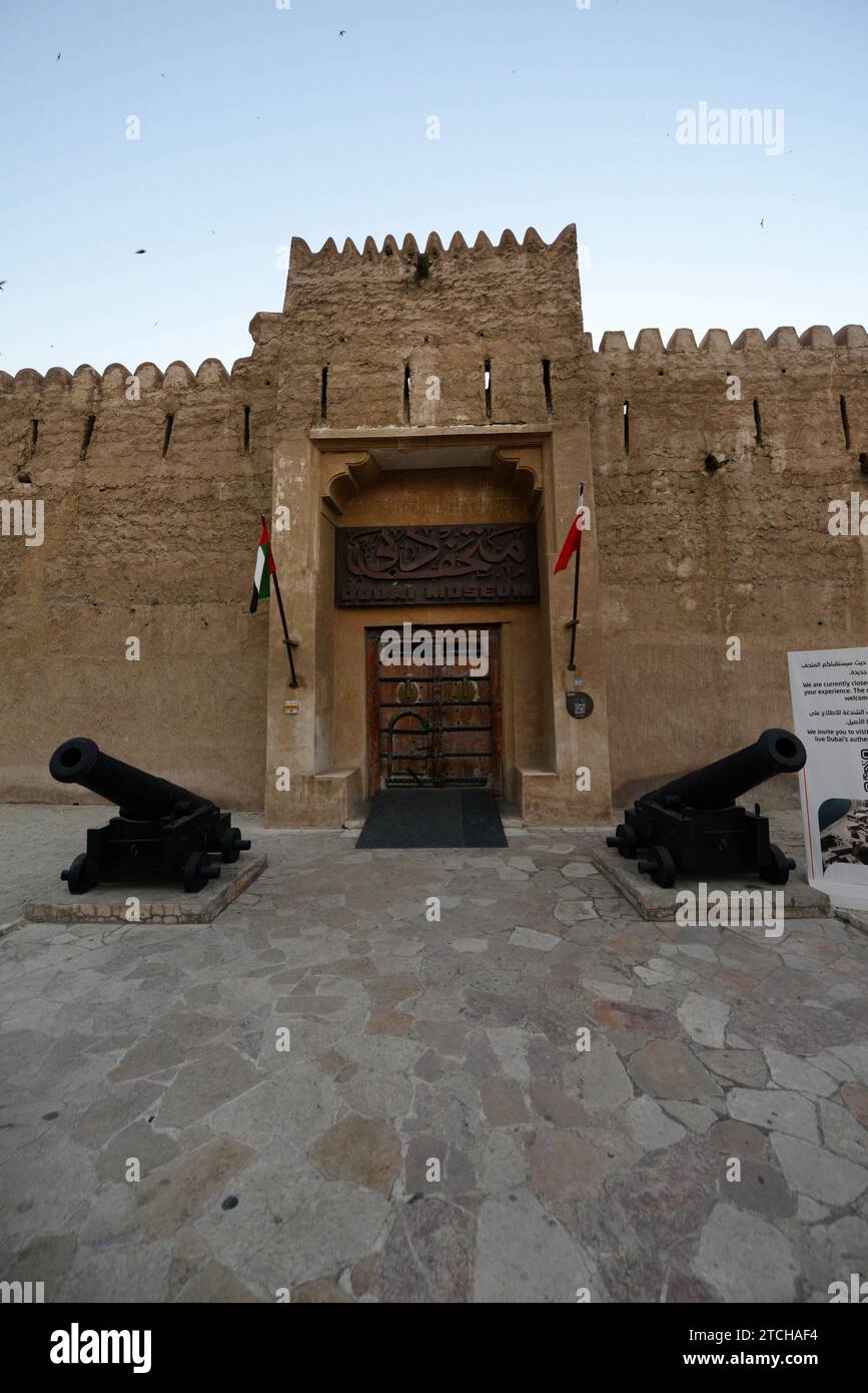 The Al Fahidi fort is a 18th century fort ( Housing exhibits by the ...