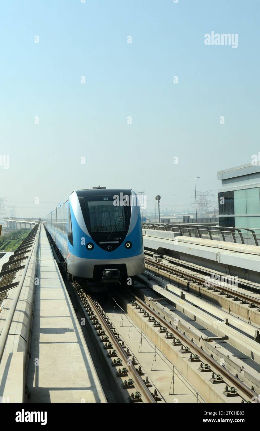 A Dubai metro train. Dubai, UAE Stock Photo - Alamy