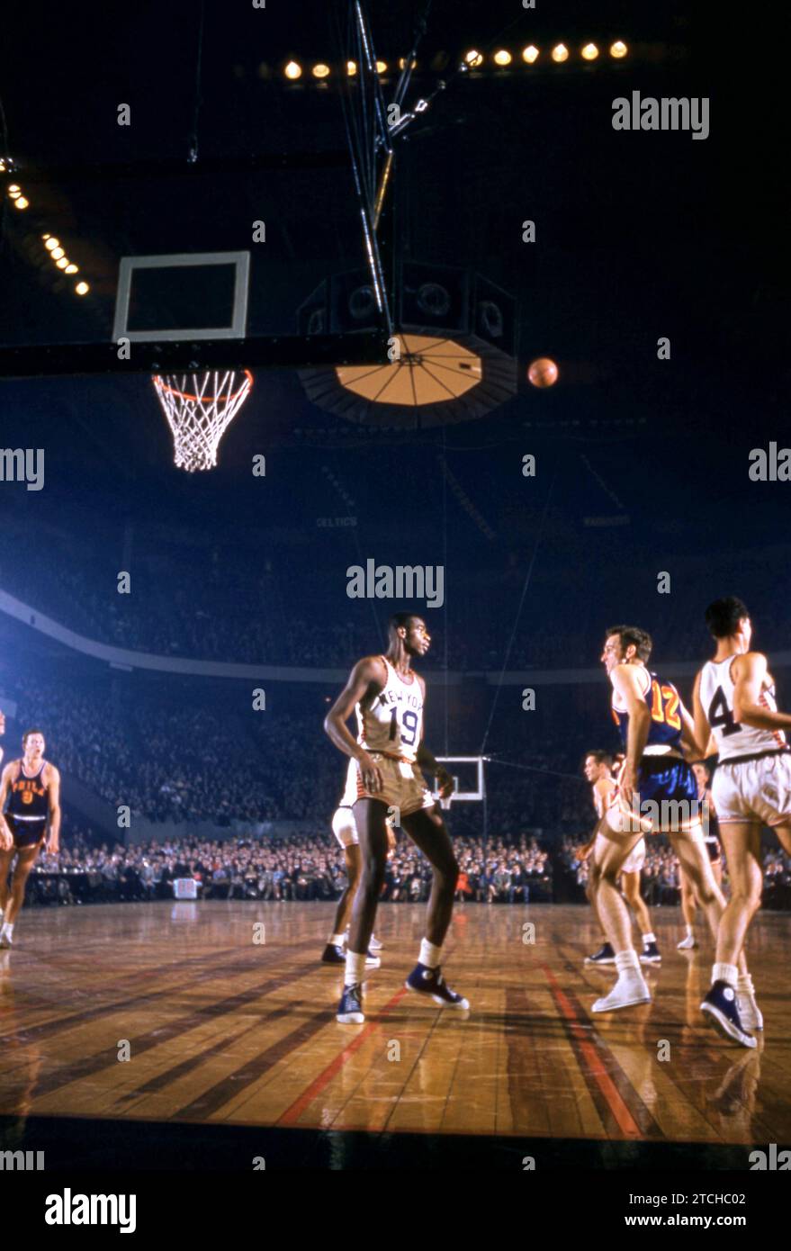 NEW YORK, NY - DECEMBER 27: Walt Davis #12 of the Philadelphia Warriors ...