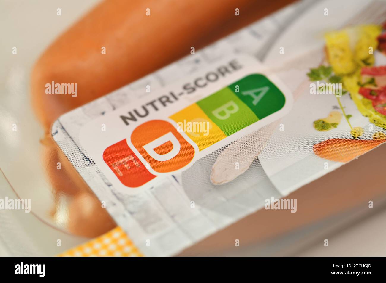 Nutri-Score-Kennzeichnung D auf einer Würstchen-Verpackung. Deutschland ...