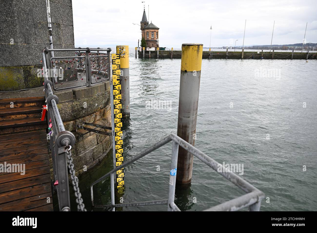 Konstanz Am Bodensee, Germany. 12th Dec, 2023. The water level in the ...