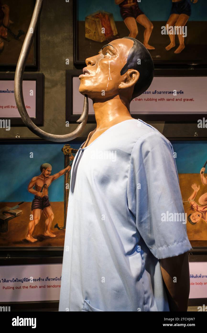 Hanging iron hi-res stock photography and images - Alamy