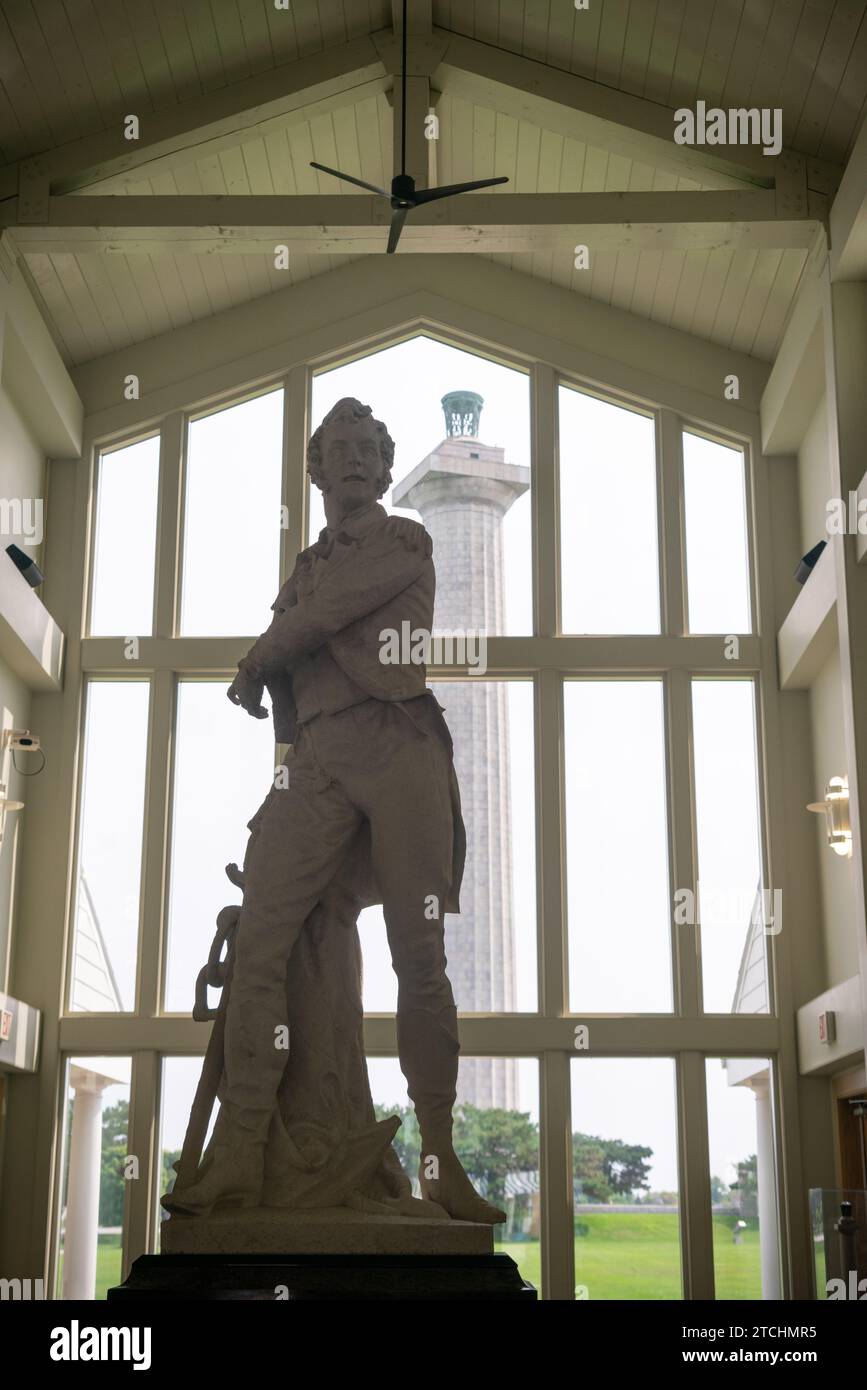 Statue at Perry's Victory & International Peace Memorial in Put-in-Bay ...