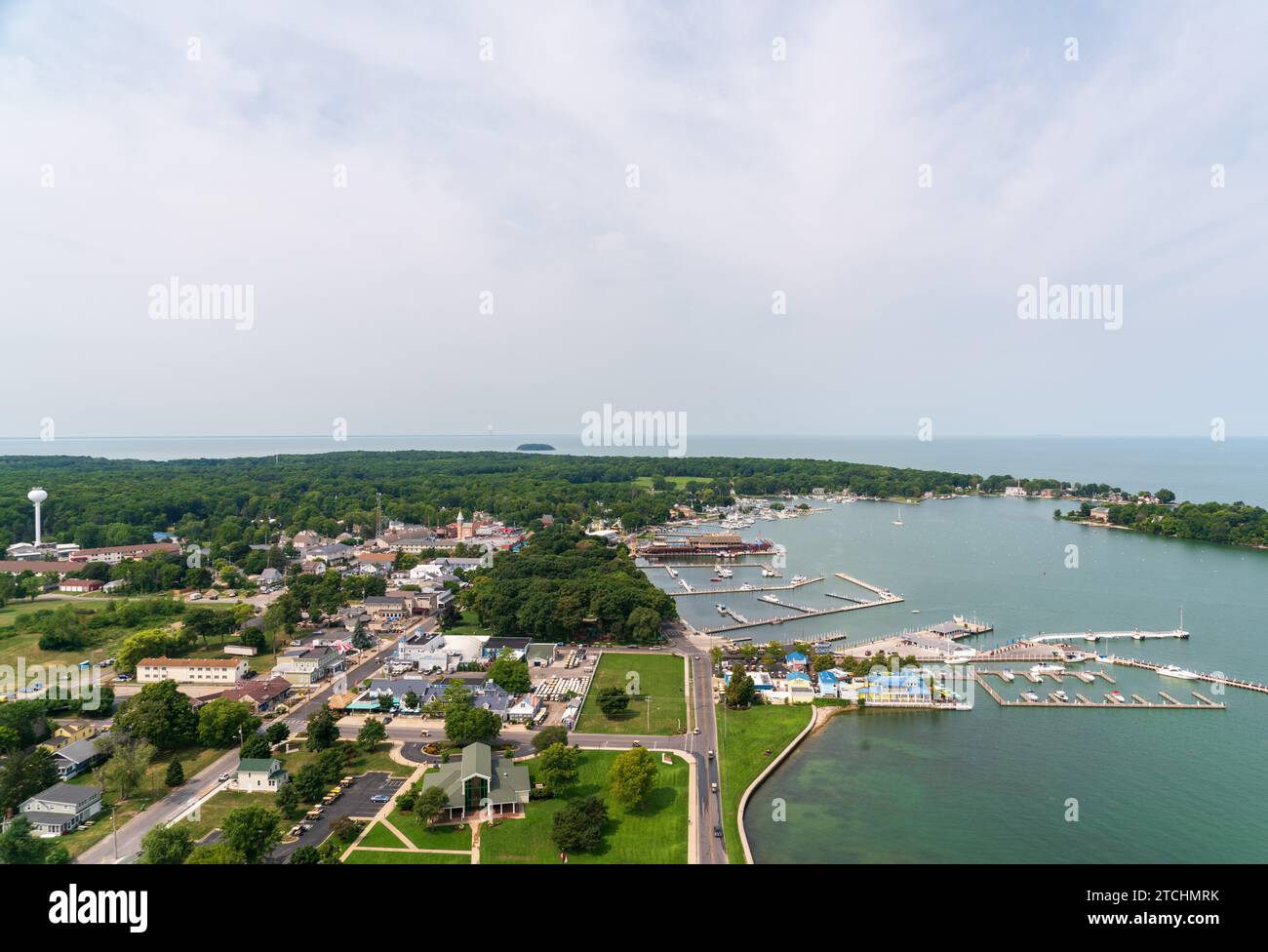 The Overlook from Perry's Victory & International Peace Memorial in Put ...