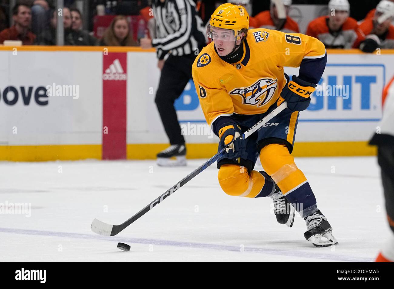 Nashville Predators center Cody Glass (8) plays during the second ...