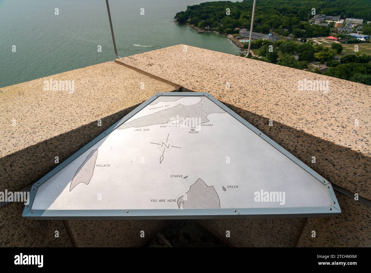 The Overlook from Perry's Victory & International Peace Memorial in Put ...