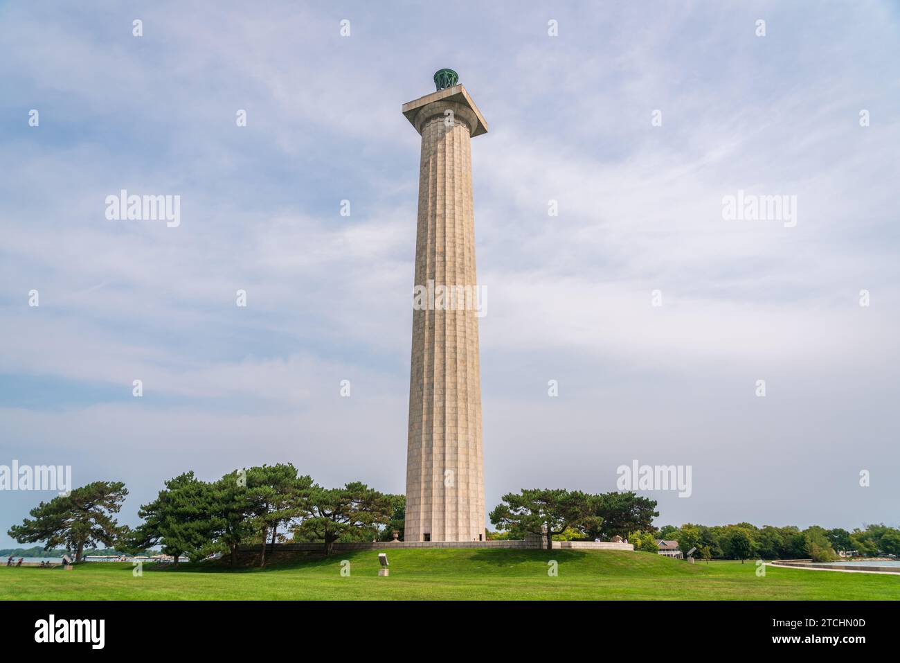 Obelisk of Perry's Victory & International Peace Memorial in Put-in-Bay ...