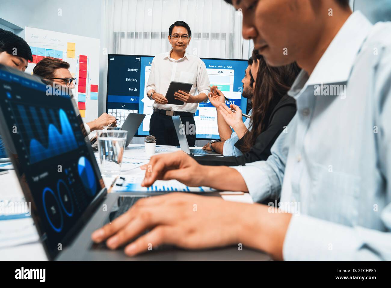 Power bi laptop hi-res stock photography and images - Alamy