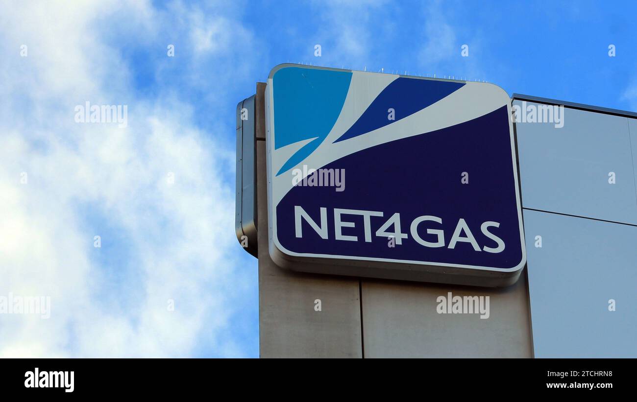 Power grid operator hi-res stock photography and images - Alamy