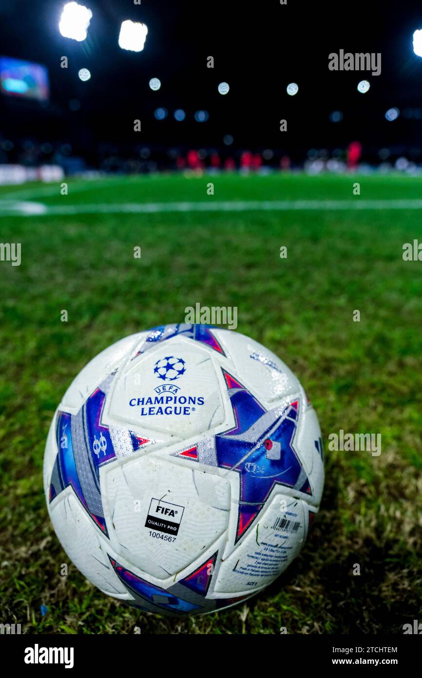 Ssc napoli and champions league logo hi-res stock photography and ...