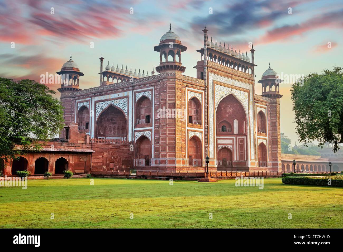 This 17th-century mosque, one of the Seven Wonders of the World, is ...