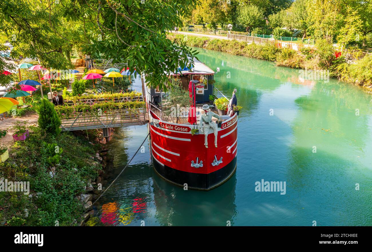 Restaurant barge on the Savière canal in Chanaz, Savoie, France Stock ...