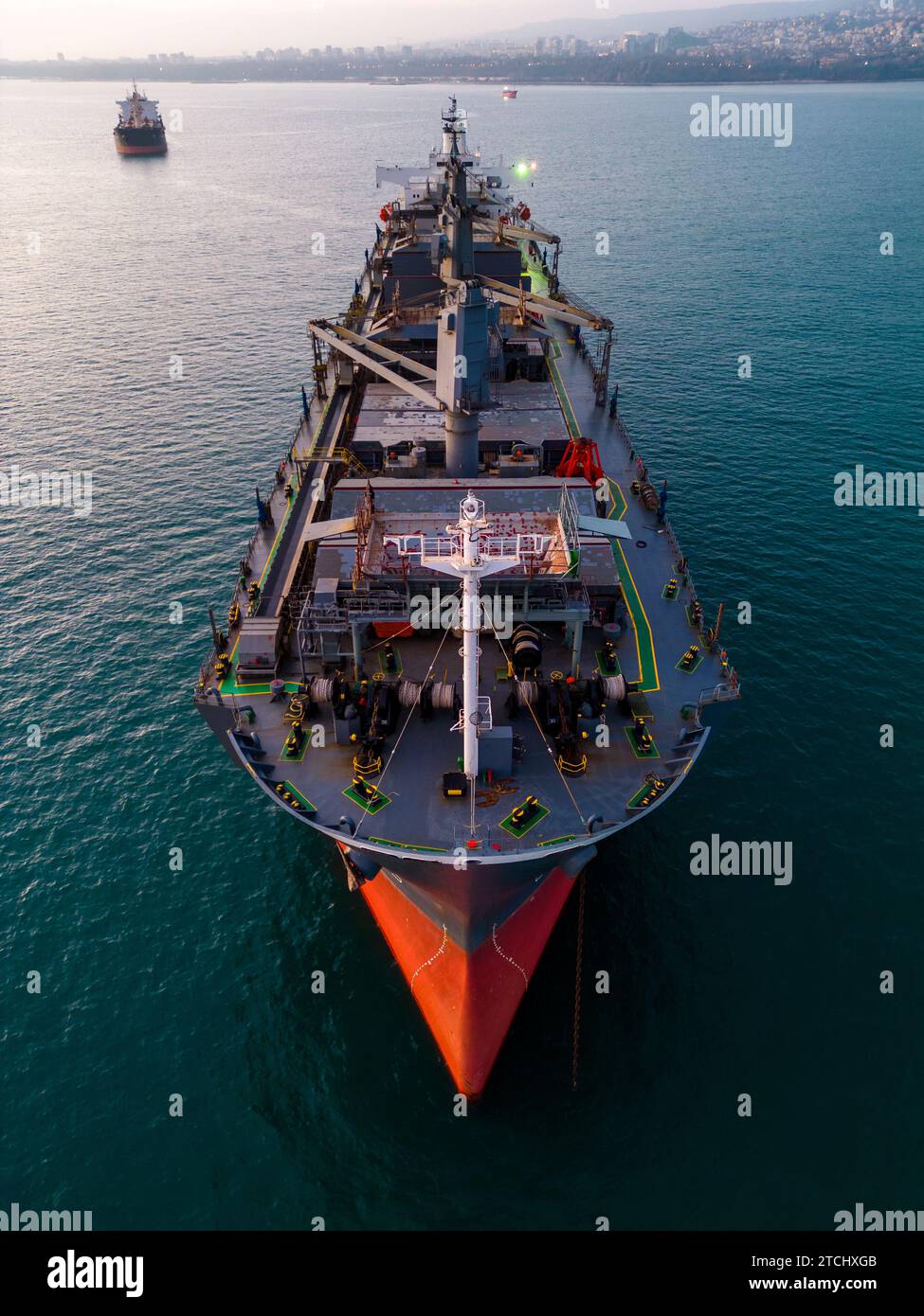 Delivering wood chips hi-res stock photography and images - Alamy