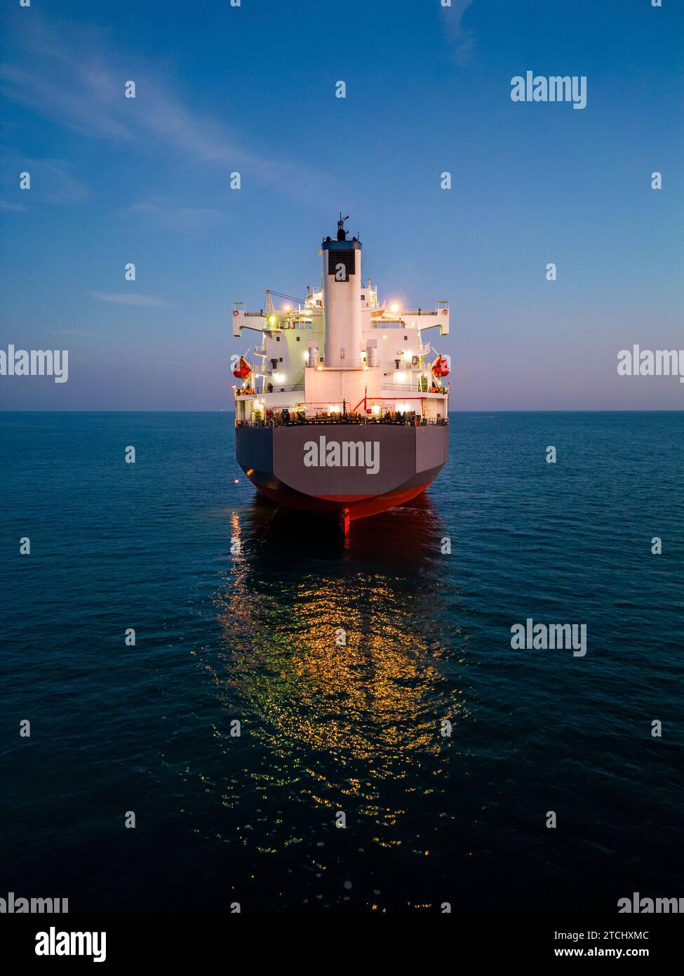 Cargo ship wood hi-res stock photography and images - Alamy
