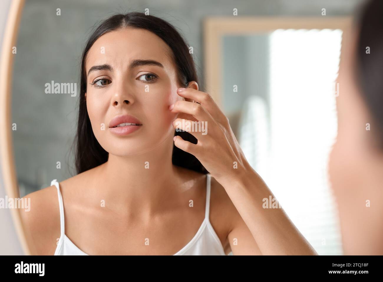 Scratching his face hi-res stock photography and images - Alamy