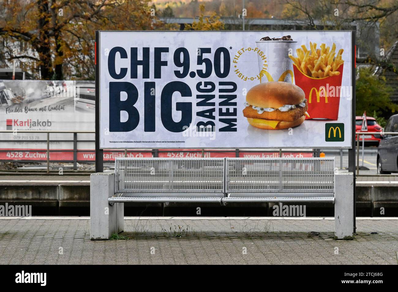 Mcdonalds menu sign hi-res stock photography and images - Alamy
