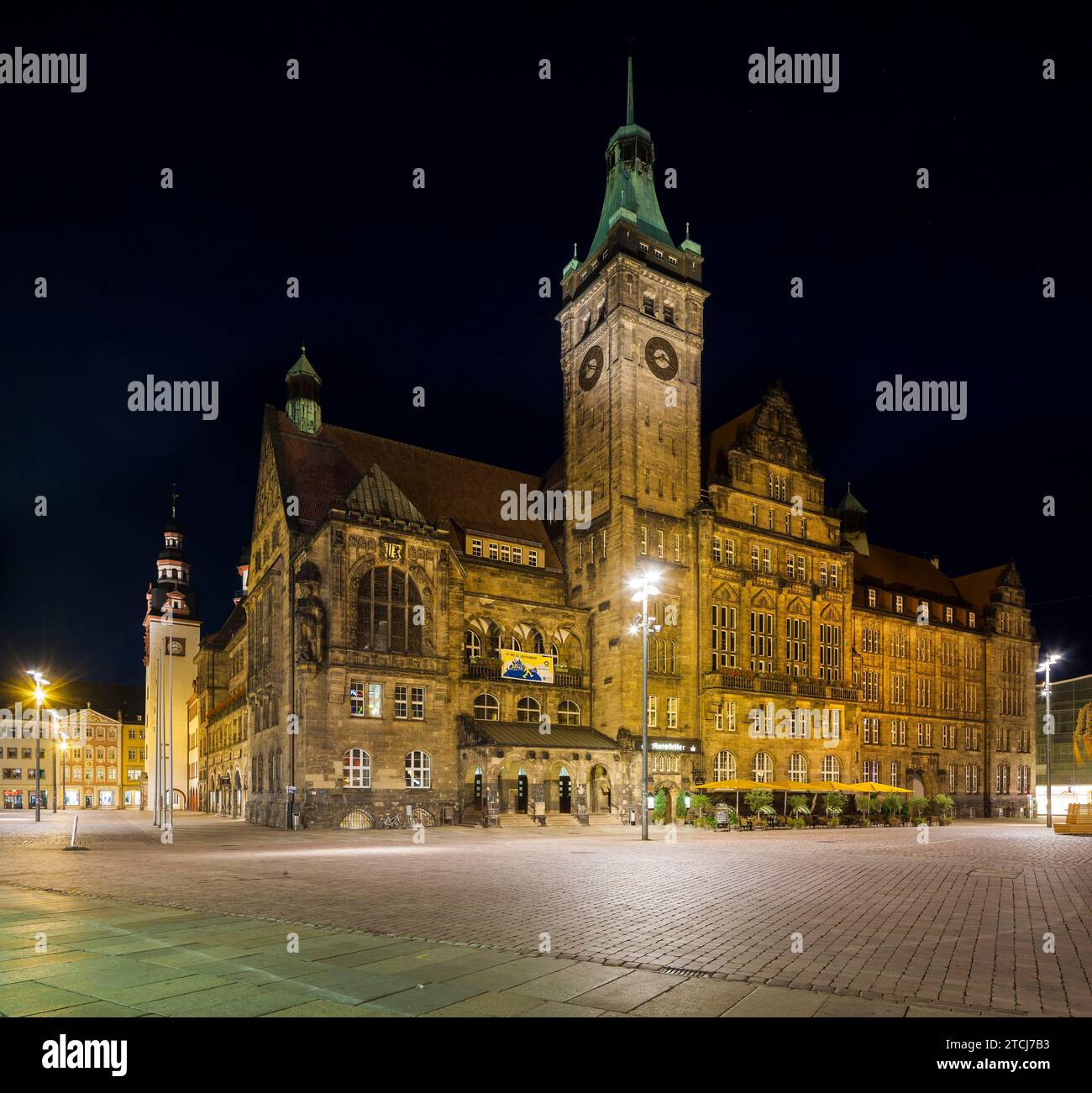 The New Town Hall in Chemnitz was built between 1907 and 1911 according ...