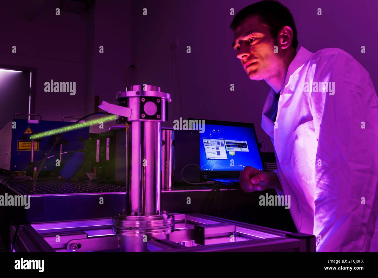 Lsi hi-res stock photography and images - Alamy