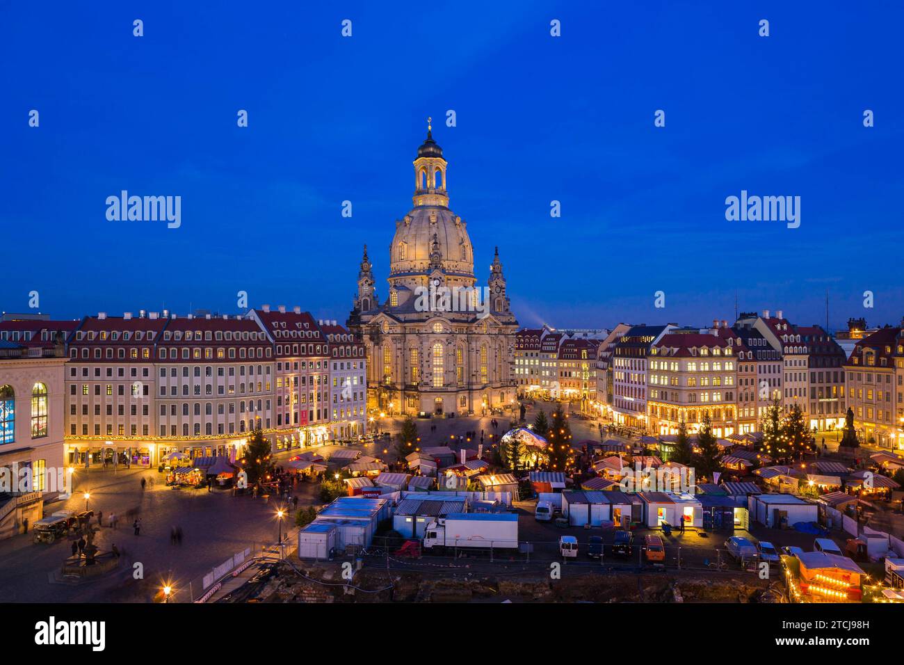 Christmas market at dresdens old town hi-res stock photography and ...
