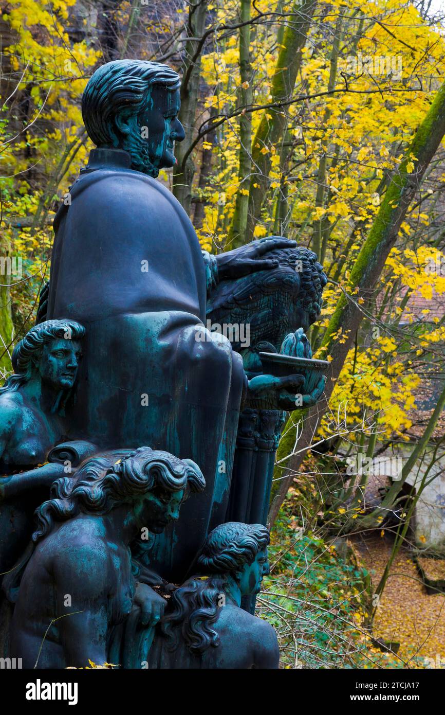 Richard Wagner monument in Liebethaler Grund Stock Photo - Alamy