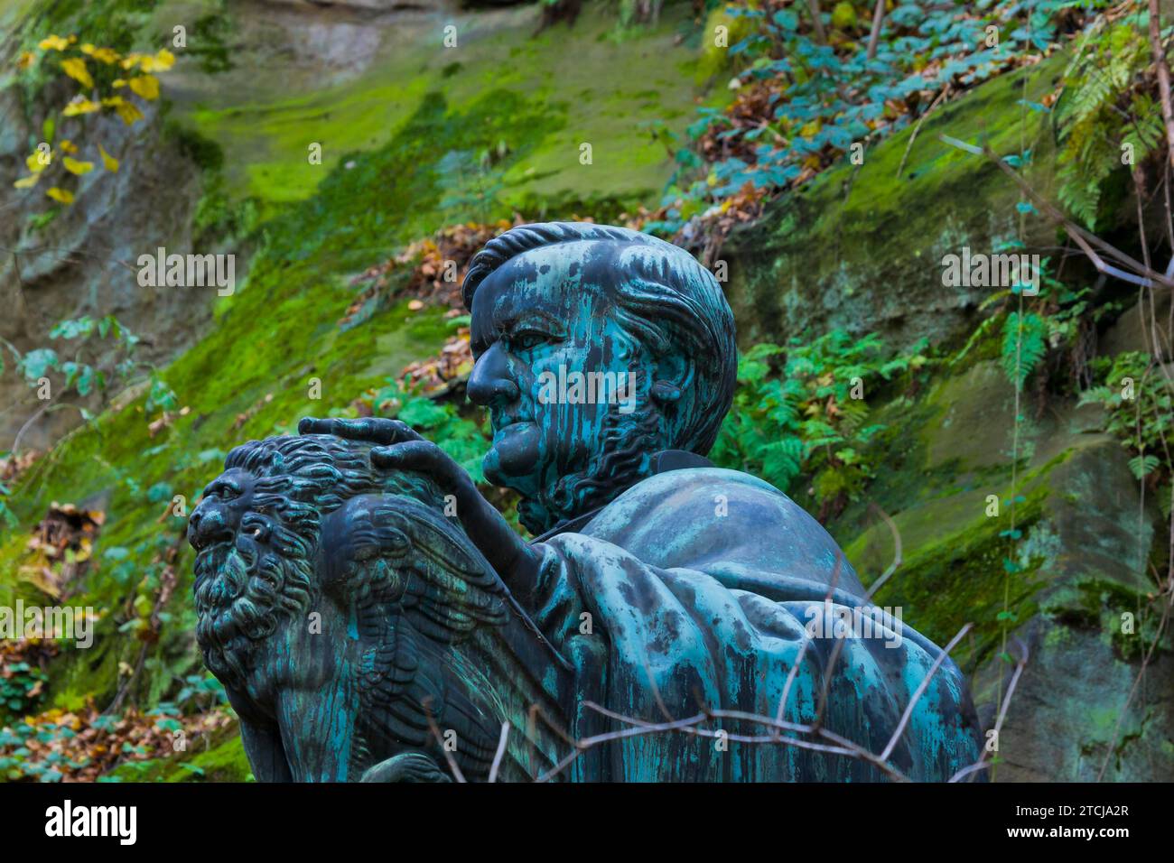 Richard Wagner monument in Liebethaler Grund Stock Photo - Alamy