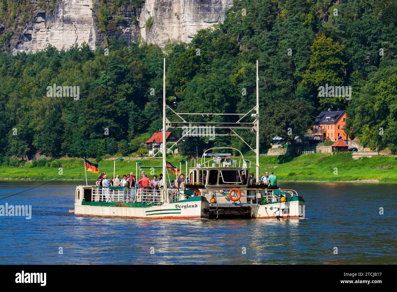 Yaw rope ferry in Rathen Stock Photo - Alamy