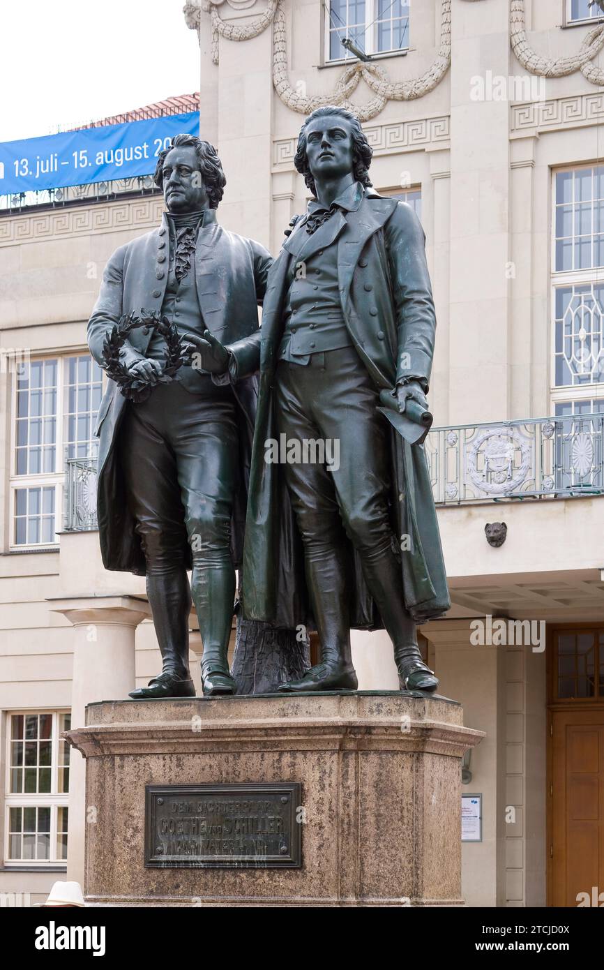 Goethe and schiller statue hi-res stock photography and images - Alamy