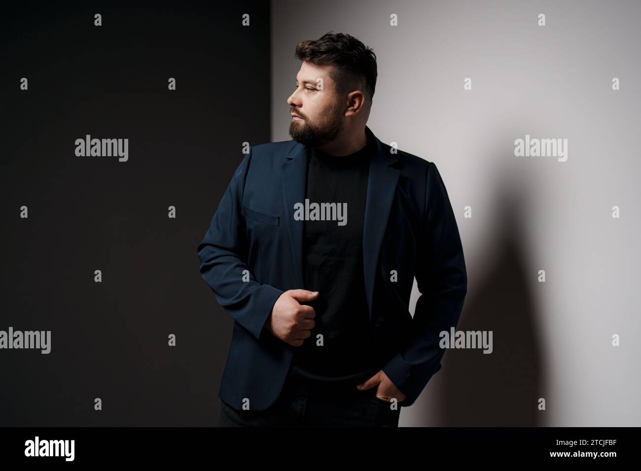 The navy blazer hi-res stock photography and images - Alamy