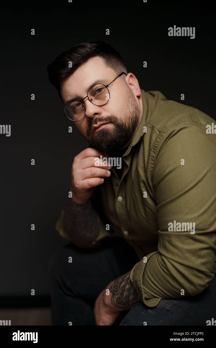 Male body olive green hi-res stock photography and images - Alamy