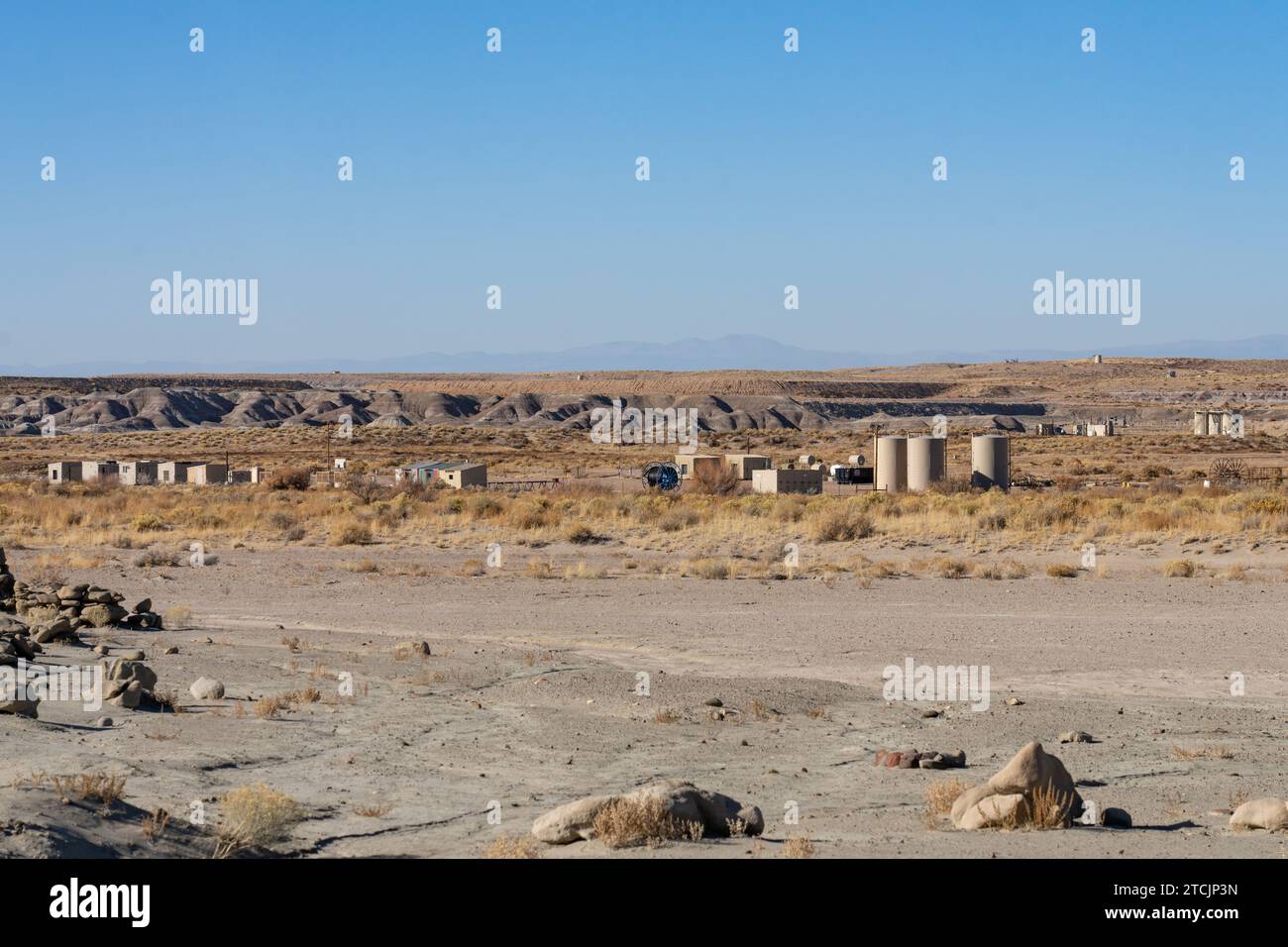 Natural gas wells in the Uinta Basin near Vernal, Utah Stock Photo - Alamy