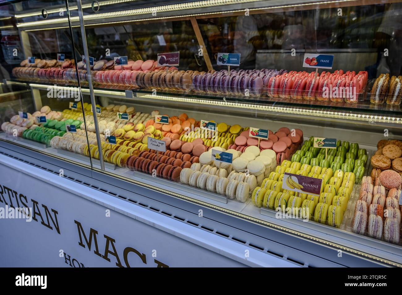 Paris, France July 1, 2022. The window of a pastry shop is striking for ...