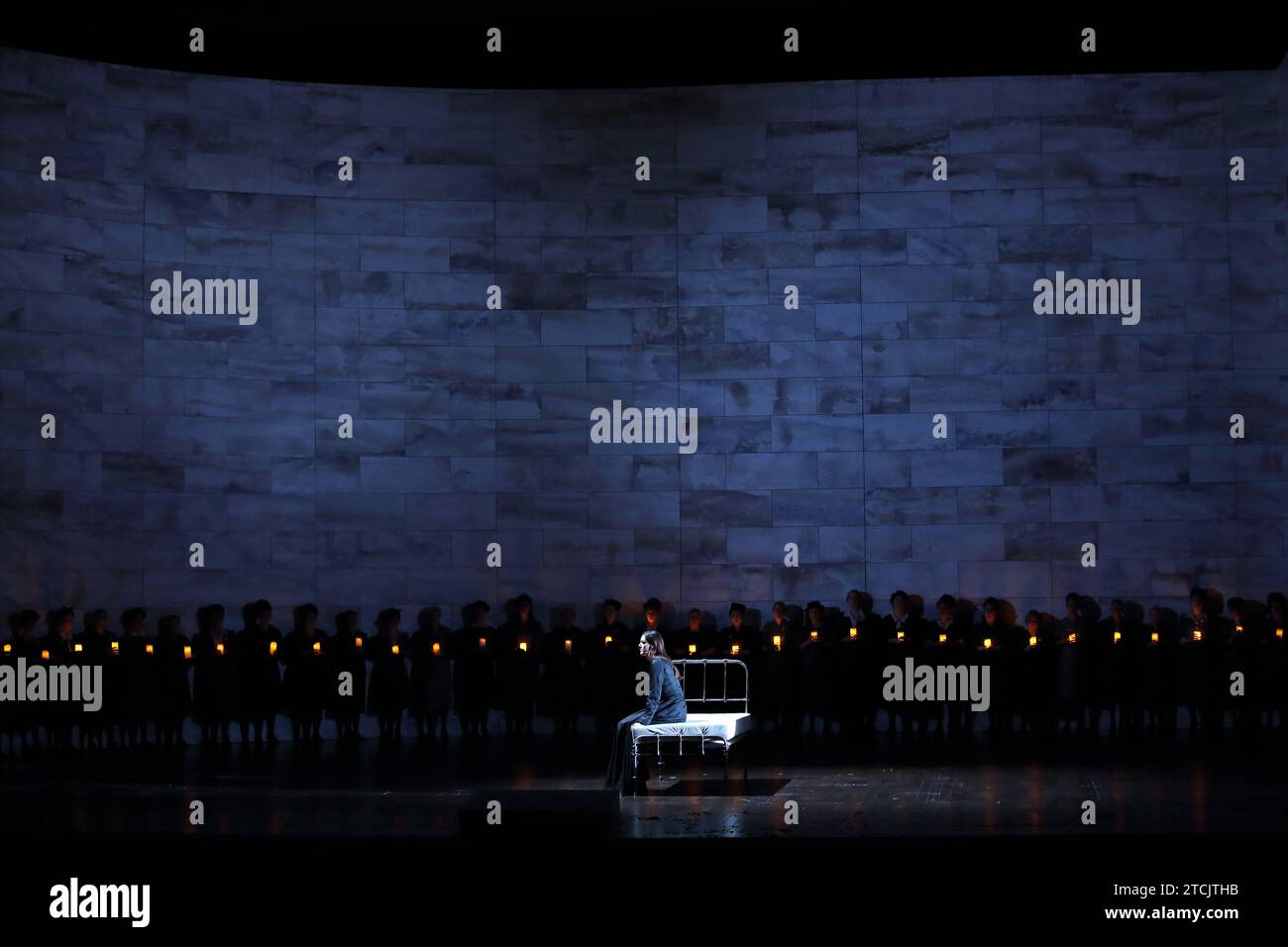 Federica Lombardi als Anna Bolena sowie Ensemble während der Fotoprobe ...