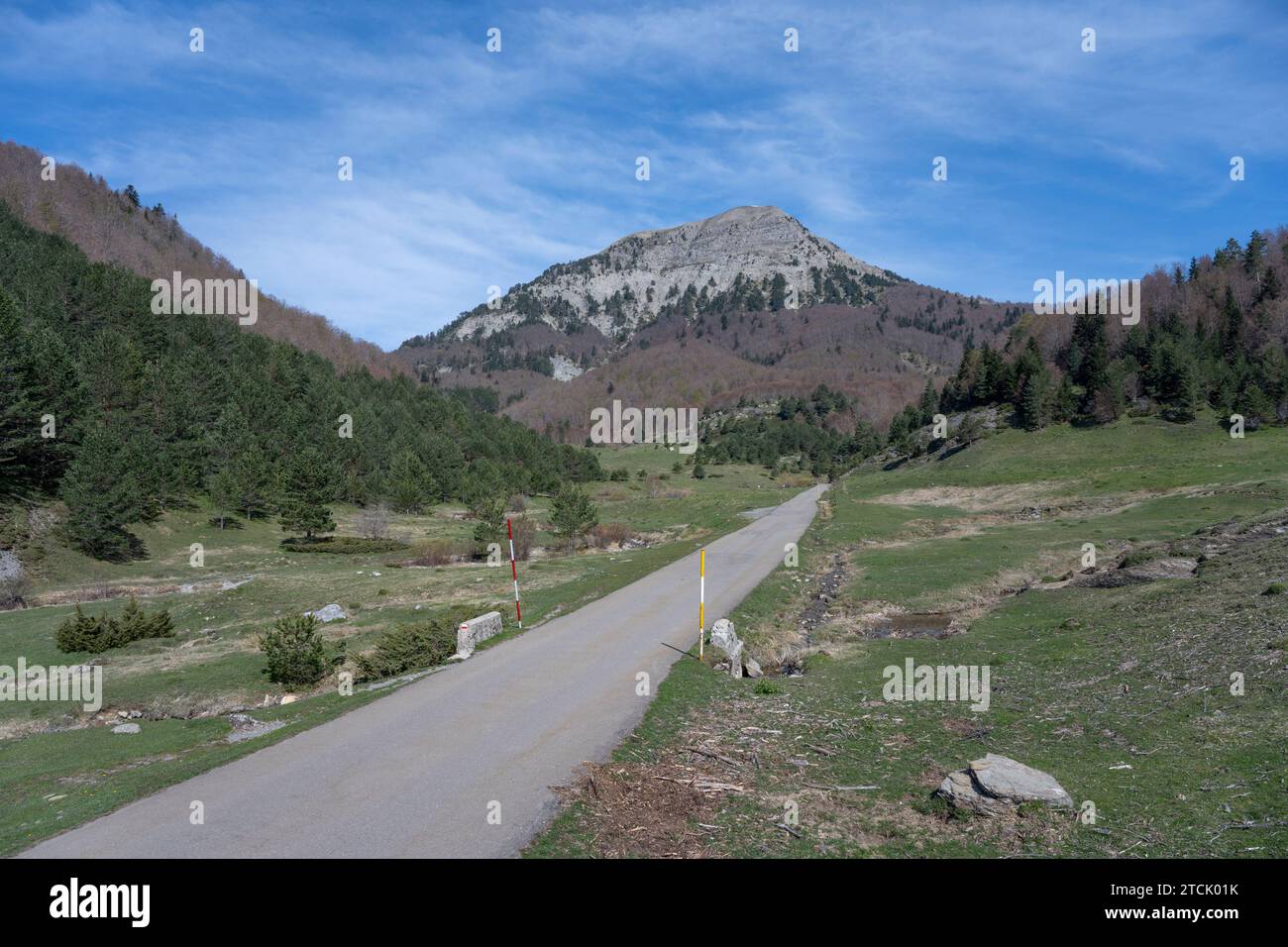 Anso valley hi-res stock photography and images - Alamy