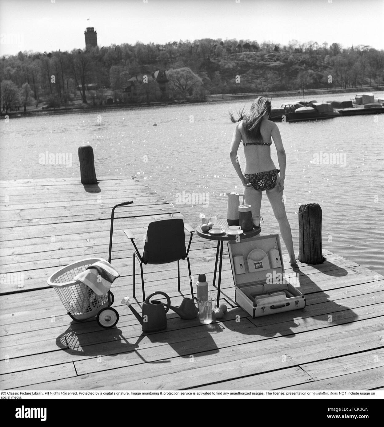 1950s bikini hi-res stock photography and images - Alamy